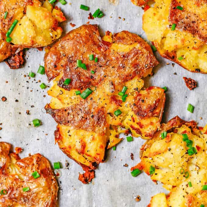 10-Minute Microwave Baked Potatoes - Family Food on the Table