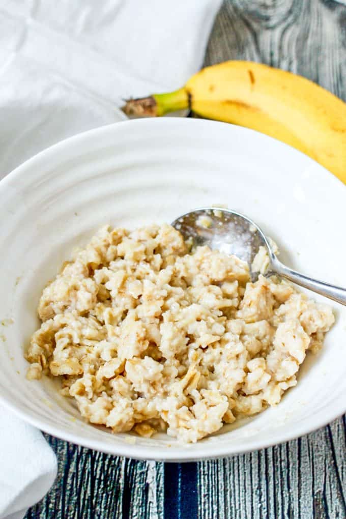 3-Minute Microwave Oatmeal - Family Food on the Table