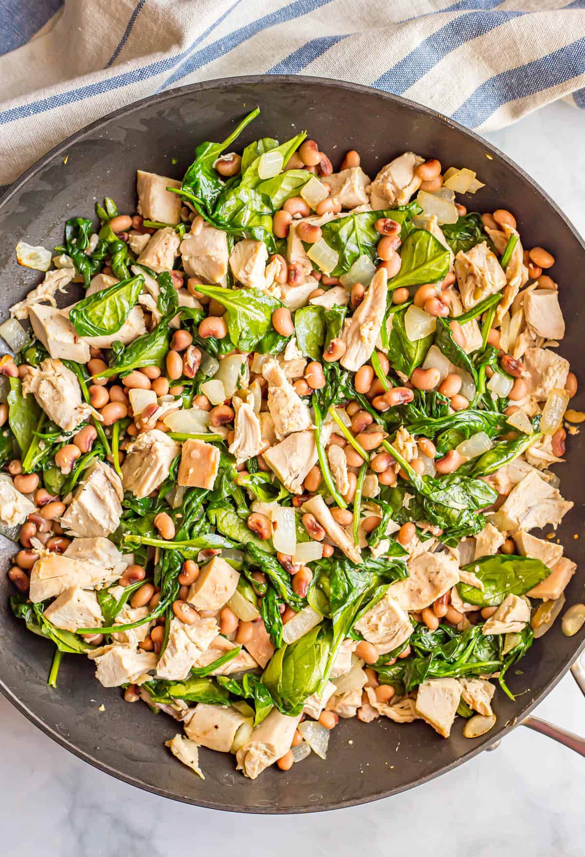 One-Pot Wonder with Chicken - Family Food on the Table